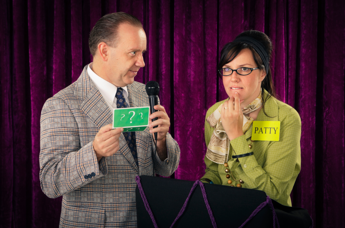 How To Be a Good Trivia Host: Top 12 Tips